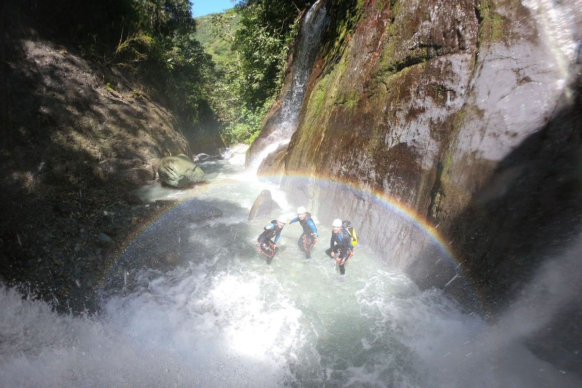 Canyoning en Chirajara: Descenso Rappel en 7 Cascadas, Aventura Única